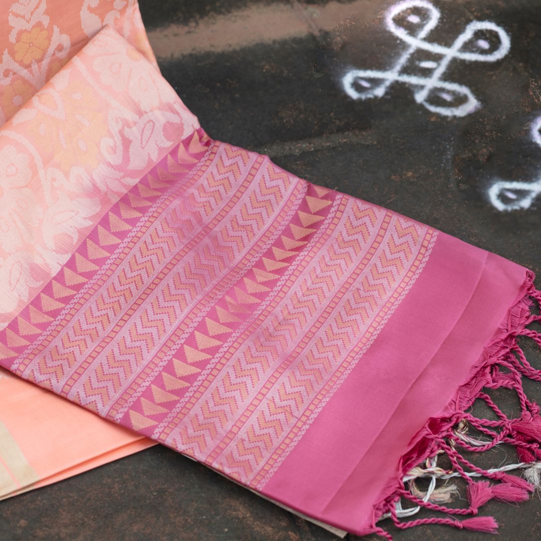 Mughal Textiles Mughal Textiles